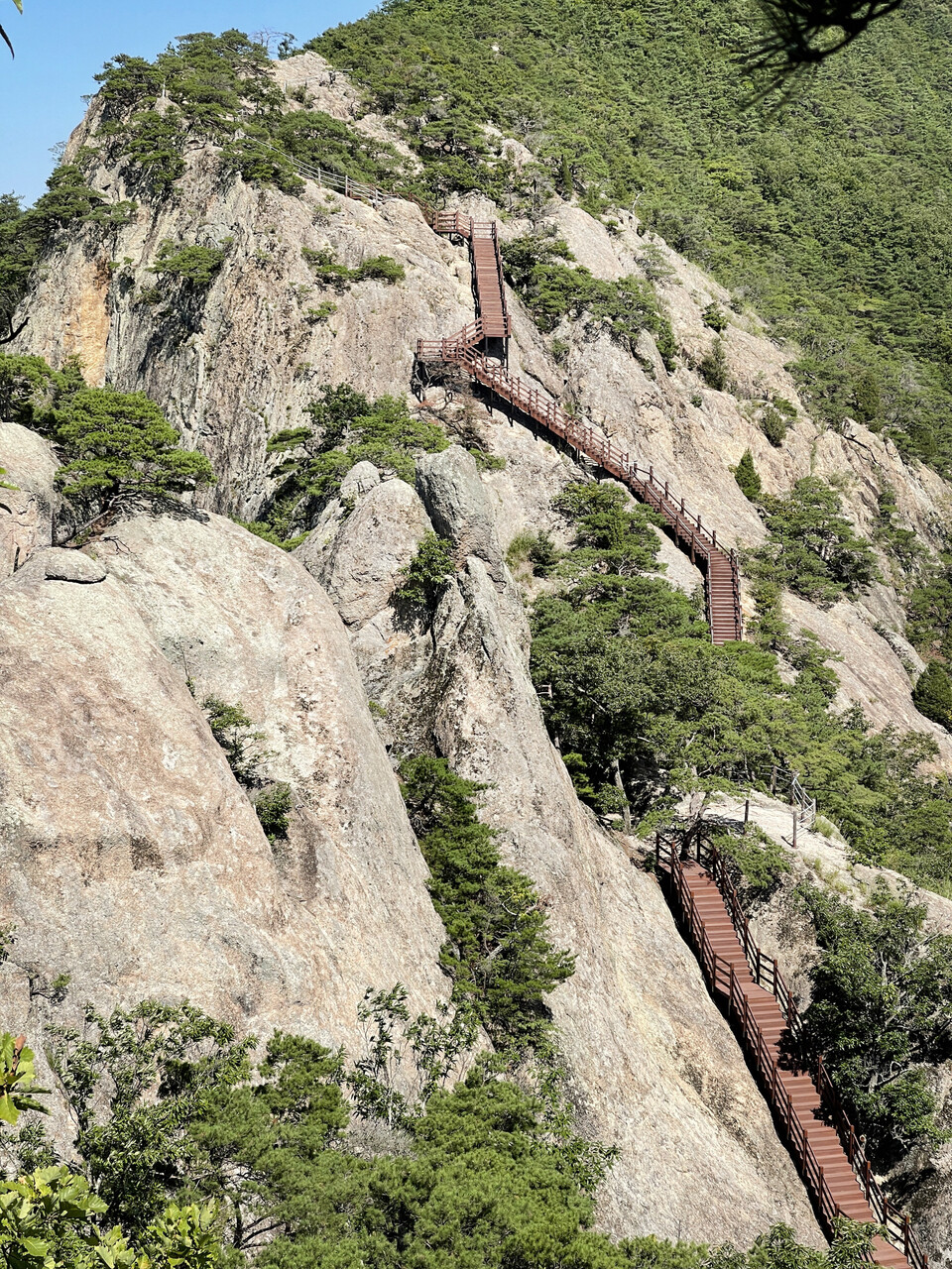 [경북의 숨은 명산] 12. 군위 아미산