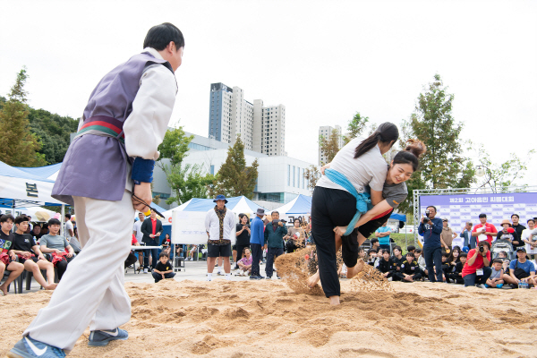 구미시, 제2회 고아읍민 씨름대회 성료…"지역민 화합 소통의 장"