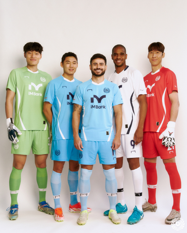 대구FC, 2025시즌 새 유니폼 공개…내달 16일 11R 홈경기서 첫 선