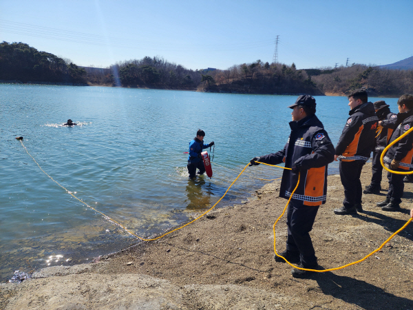 경산소방서, 동계 수난사고 대비 합동 구조 훈련 실시